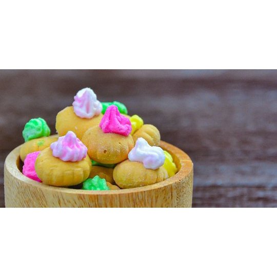 Jual Kue Kancing / Biskuit Jadul / Kue Monas / Kembang Gula / Biskuit ...