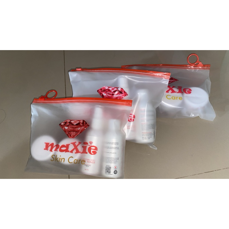 Jual paket hemat 3 paket maxie skincare new original BPOM | Shopee ...