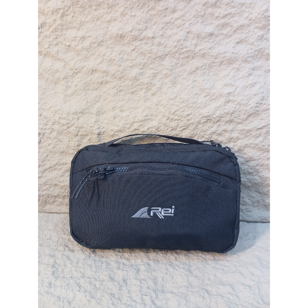 Jual WASHBAG/TRAVEL POUCH TRIPWAY AREI BLK 8134 | Shopee Indonesia