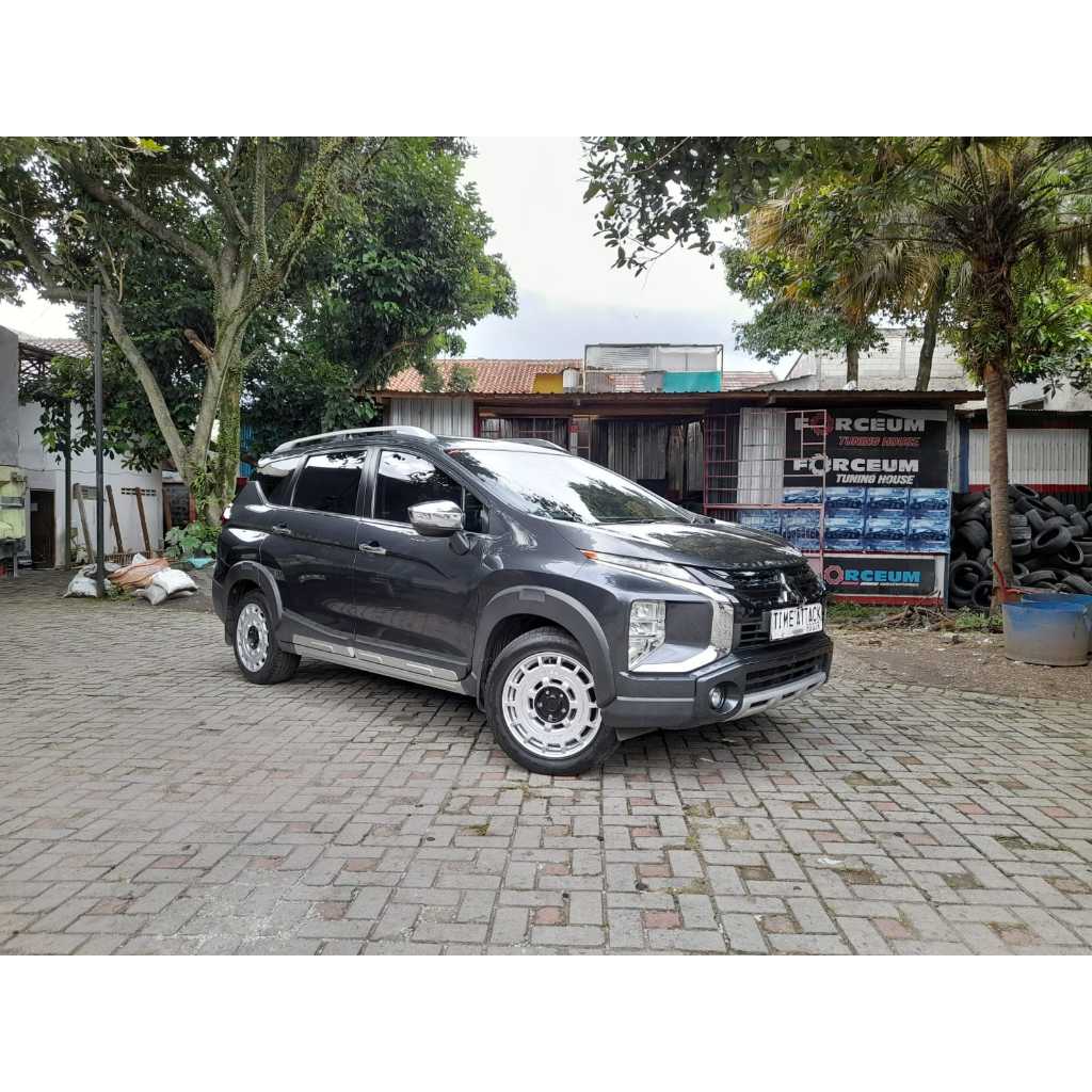 Jual Velg Racing Model Monoblock Merk HSR Tipe Mentawai R17 Cocok Untuk ...