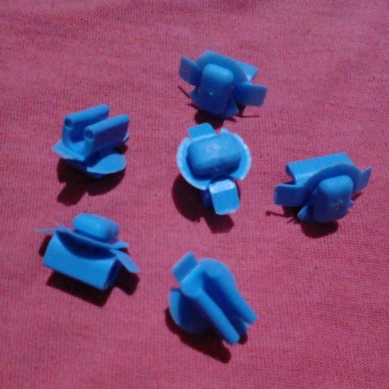 Jual KLIP KANCING PENJEPIT PENGAIT KUNCI PINTU MOBIL UNIVERSAL (1 PCS ...