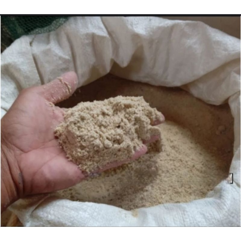Jual Katul pakan ayam bebek entok Dedak Bekatul 1 kg | Shopee Indonesia