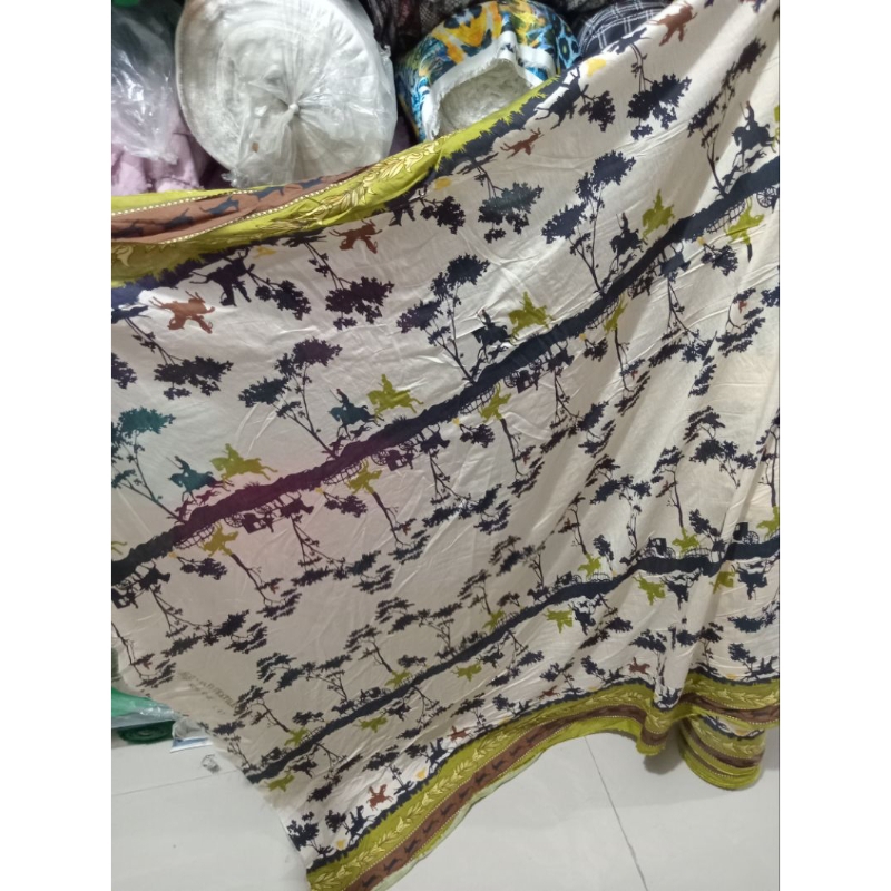 Jual kain katun motif / kain katun silky motif bunga tepi / kain katun ...