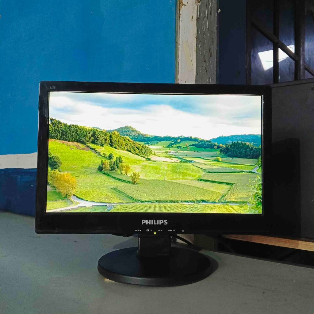 Jual Monitor Merk Philips Lcd 16 Inch Wide Kondisi Normal | Shopee ...