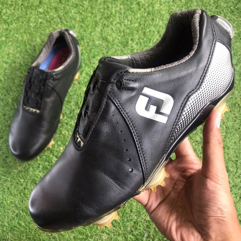 Jual Sepatu Golf FootJoy DNA size 37 preloved | Shopee Indonesia