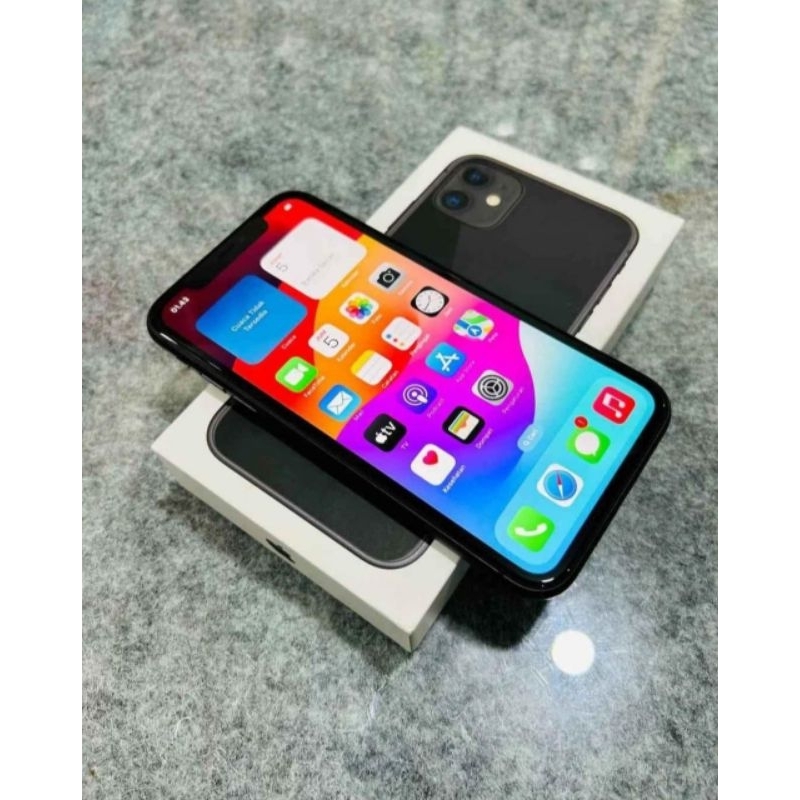 Jual IP 11 64 GB second | Shopee Indonesia