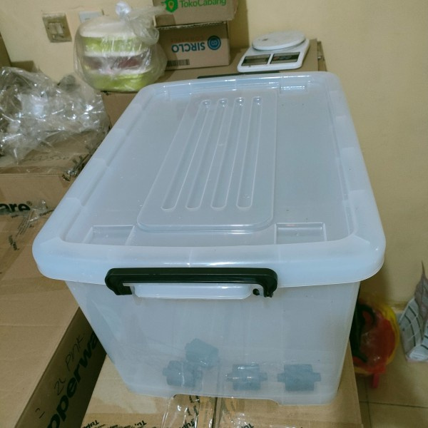 Jual Box Container CB 30 Liter Multiclub Spark Bening Transparan ...