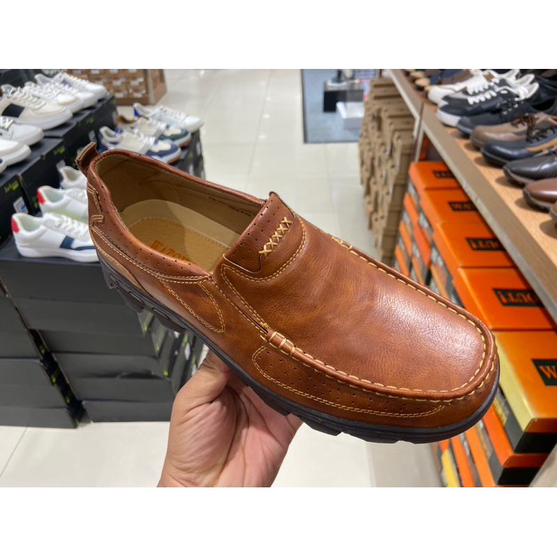 Jual Sepatu semi booth merek WATCHOUT super ringan | WV2007803 | Shopee ...