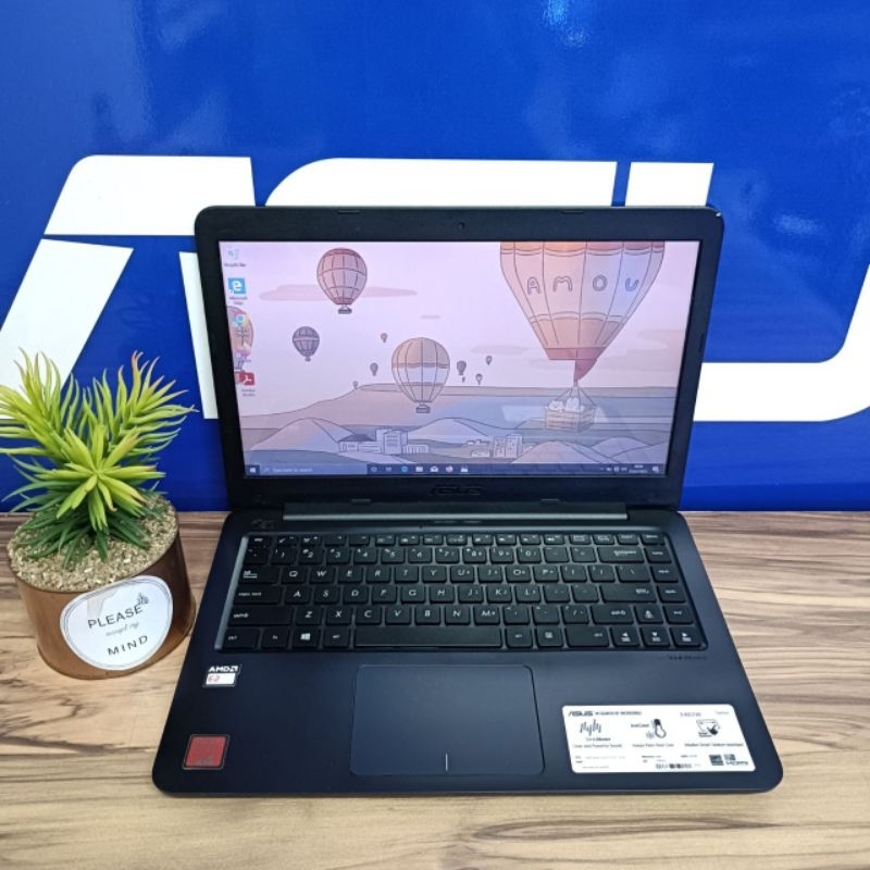 Jual LAPTOP BEKAS ASUS E402W AMD E2 6110 AMD RADEON R2 RAM 4GB DDR4 SSD ...