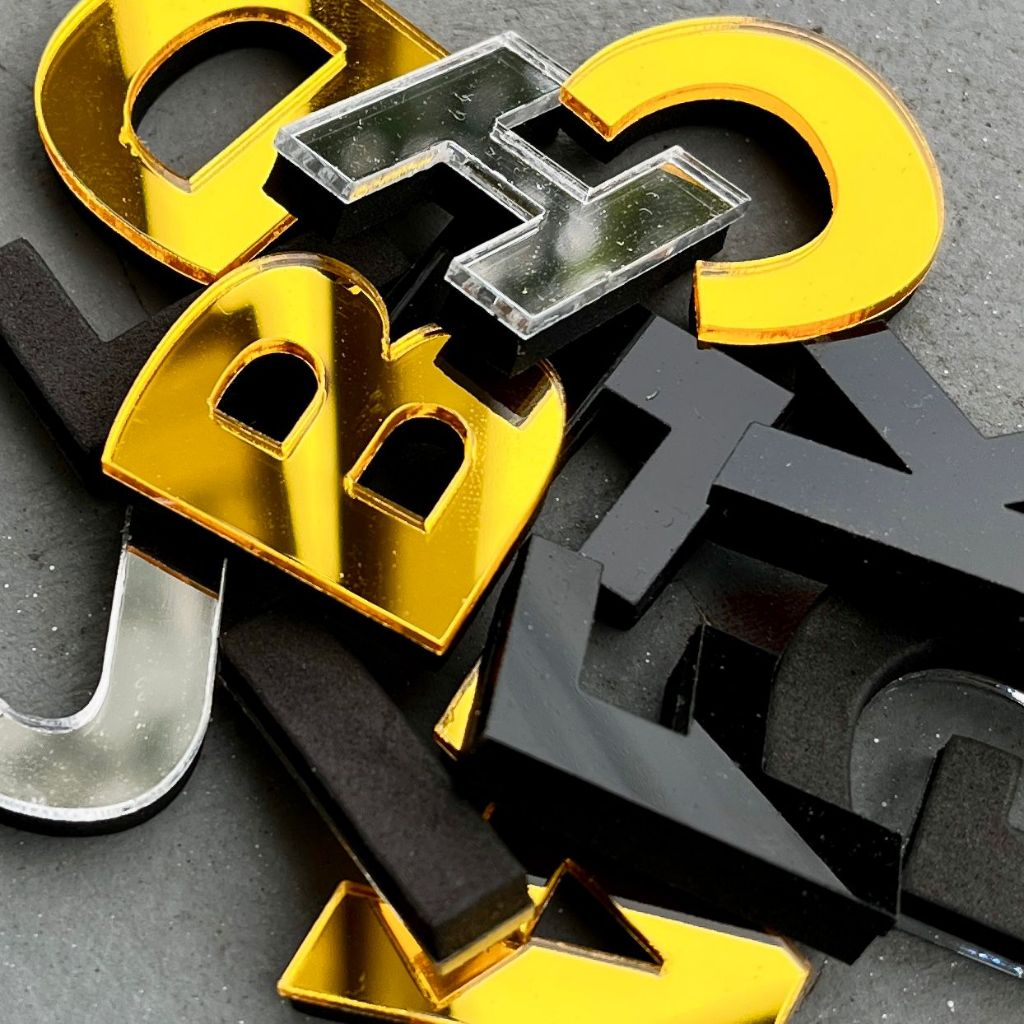 Jual (TERMURAH) HURUF TIMBUL AKRILIK + SPON EVA | AKRILIK SIGN ...