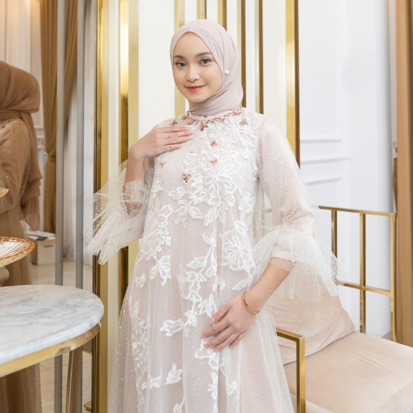 Jual MYLYF OFFICIAL - JULIE DRESS - PART 2 - RAYA SERIES - A LINE - GAUN - PANJANG - RESEPSI ...