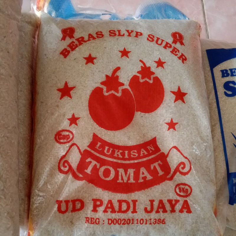 Jual AHSYTA STORE ||| BERAS CAP LUKISAN TOMAT 5KG | Shopee Indonesia