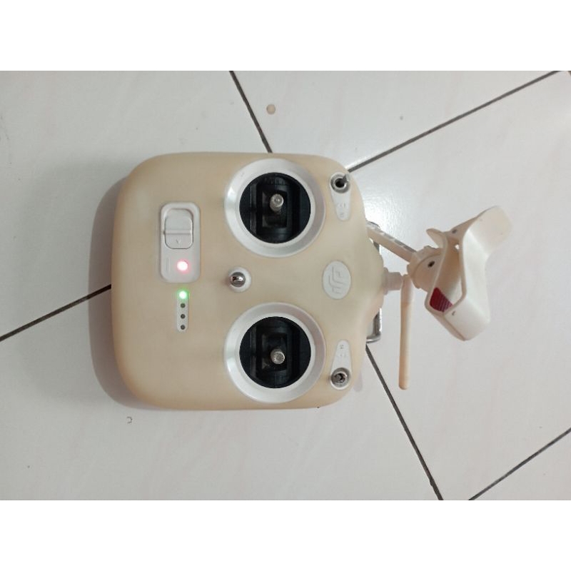 Jual Dji Phantom 3 standart Remote controller | Shopee Indonesia