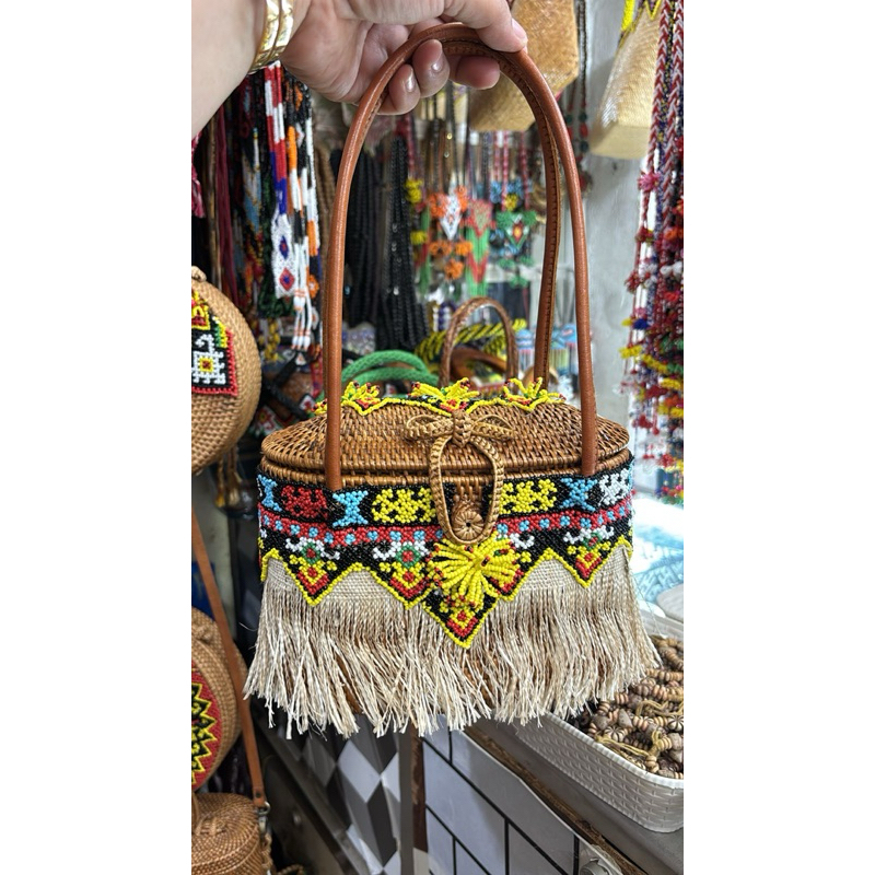 Jual Tas handbag rotan manik ulaf doyo kalimantan | tas manik ...