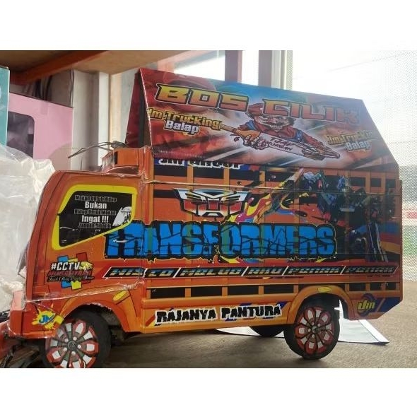 Jual MAINAN TRUK OLENG BESAR RANDOM RAJA NYA JALANAN | Shopee Indonesia
