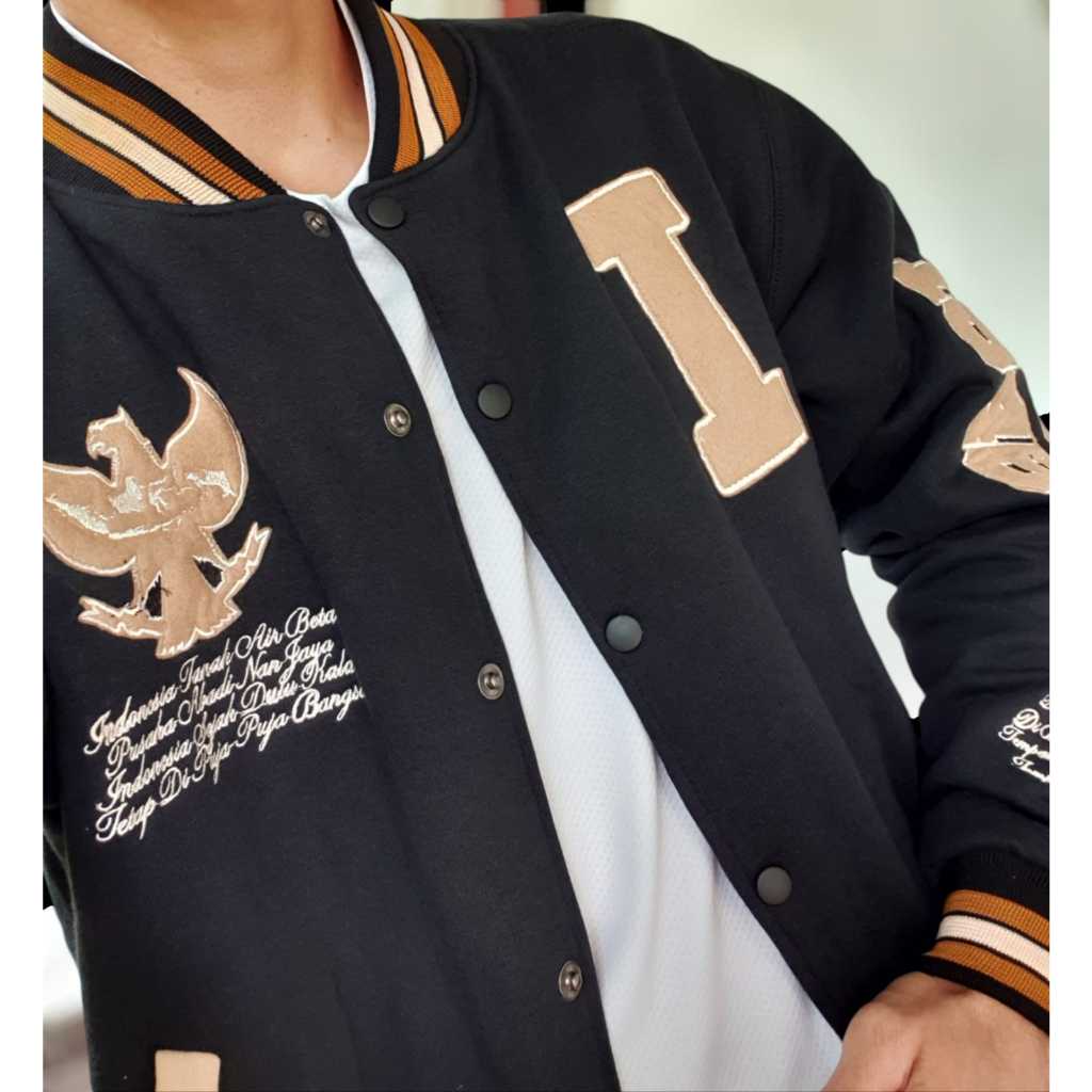 Jual Jaket Varsity Timnas Indonesia, Jaket Varsity Premium, Jaket ...