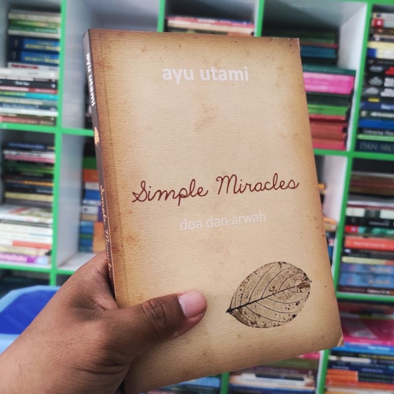 Jual (ORI) buku simple miracles doa dan arwah ayu utami | Shopee Indonesia