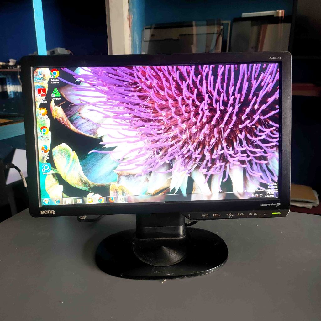 Jual Monitor Led Merk Benq Ukuran Layar 16 Inch Kondisi Normal | Shopee ...