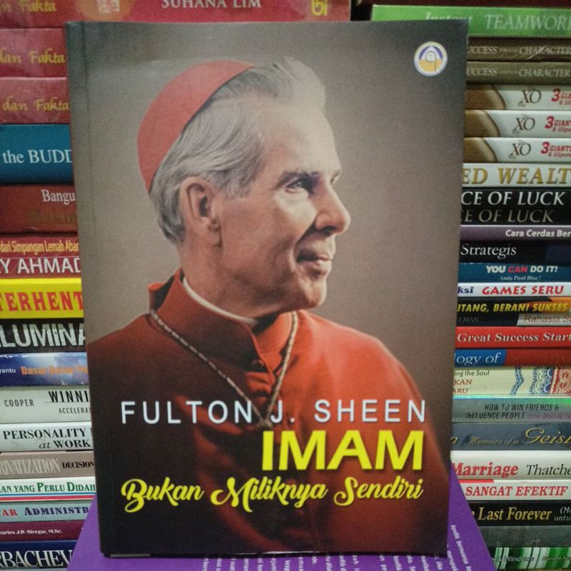 Jual Buku imam bukan miliknya sendiri by Fulton J Sheen | Shopee Indonesia