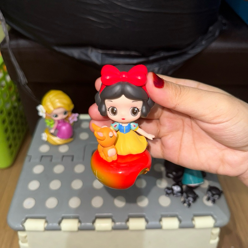 Jual MINISO Blind Box Disney Princess Fairy Town SNOW WHITE | Shopee Indonesia
