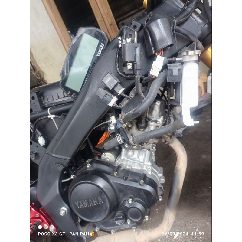 Jual mesin engine set r15 v4 + speedometer connected Hp | Shopee Indonesia