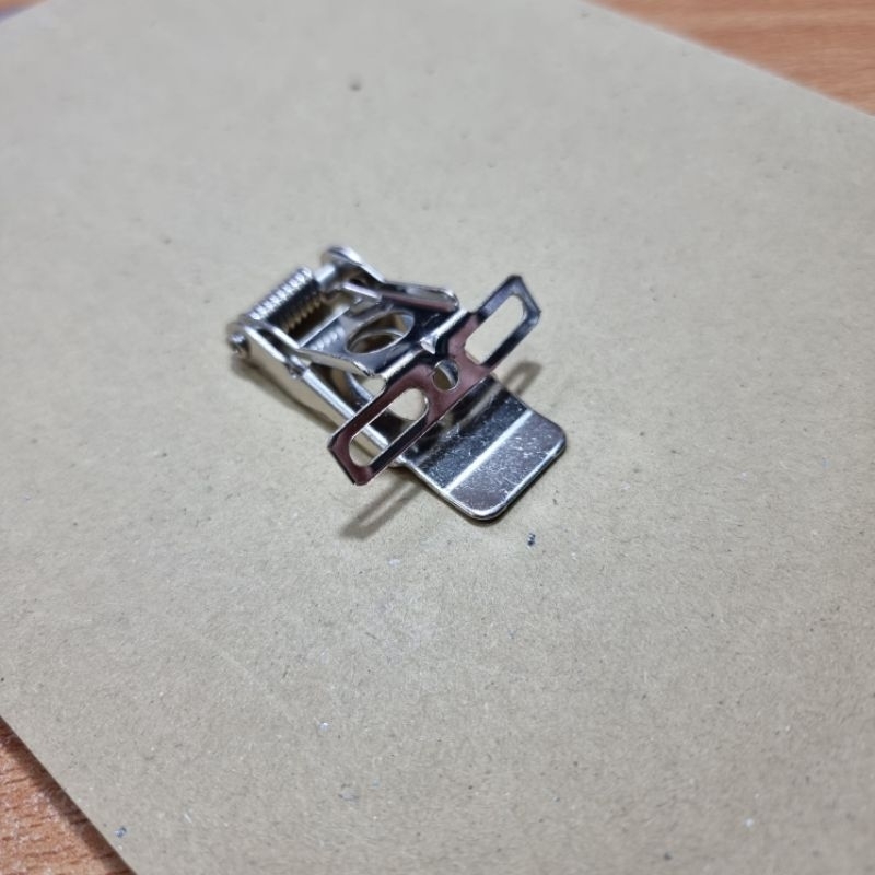 Jual mounting bracket lampu panel led / jepitan klem lampu downlight ...