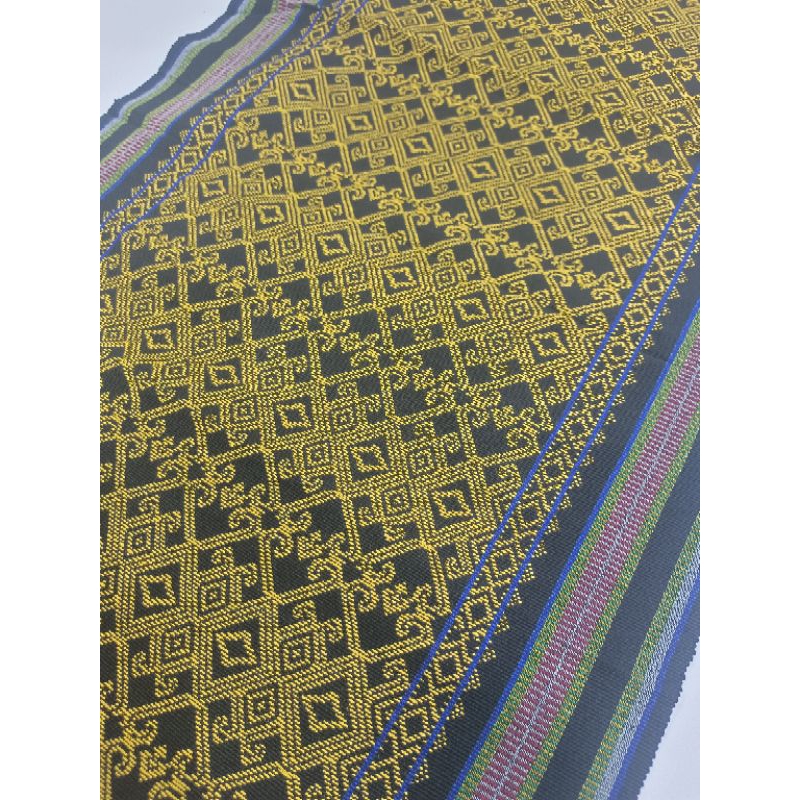 Jual KAIN TENUN KHAS DAYAK IBAN BORNEO | Shopee Indonesia