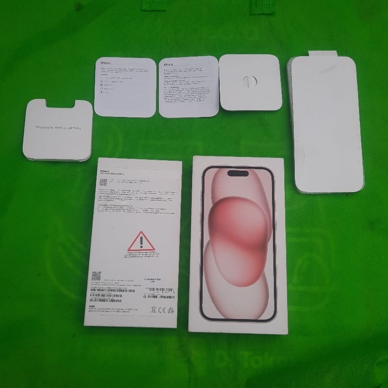 Jual dus box iphone 15 warna pink original 100% copotan ibox lengkap ...