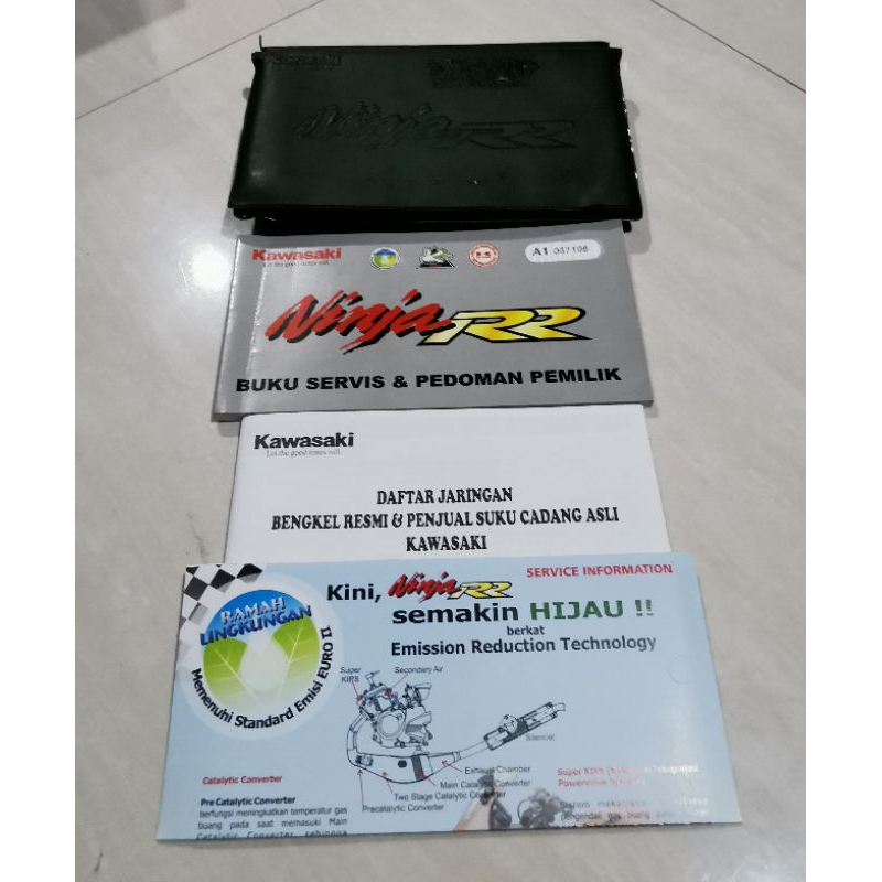 Jual buku servis manual book buku pedoman pemilik ninja RR old | Shopee Indonesia