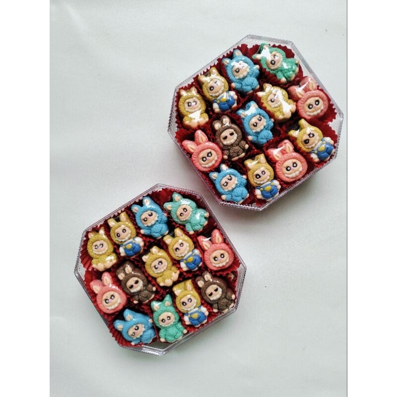 Jual Labubu cokelat karakter lebaran idul Fitri natal dan imlek ...