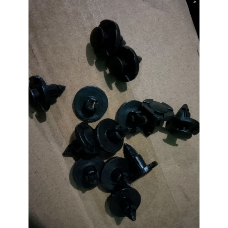 Jual Kancing Klip 8mm Bemper Mobil baut Paku Rivet BUMPER clip toyota ...