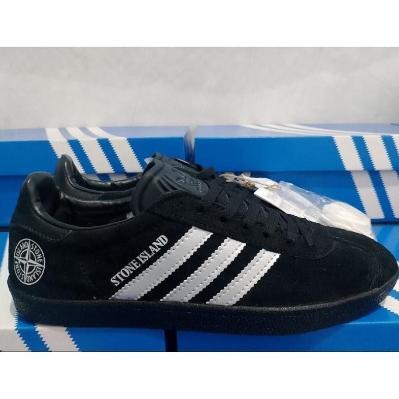 Jual SEPATU ADIDAS STONE ISLAND X Gazelle Hitam Putih Original 100%BNIB ...