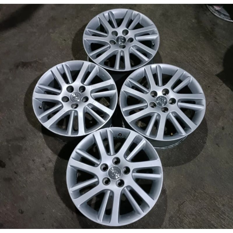 Jual Velg mobil standar original toyota camry ring 17x7 pcd 5x114 et 45 ...