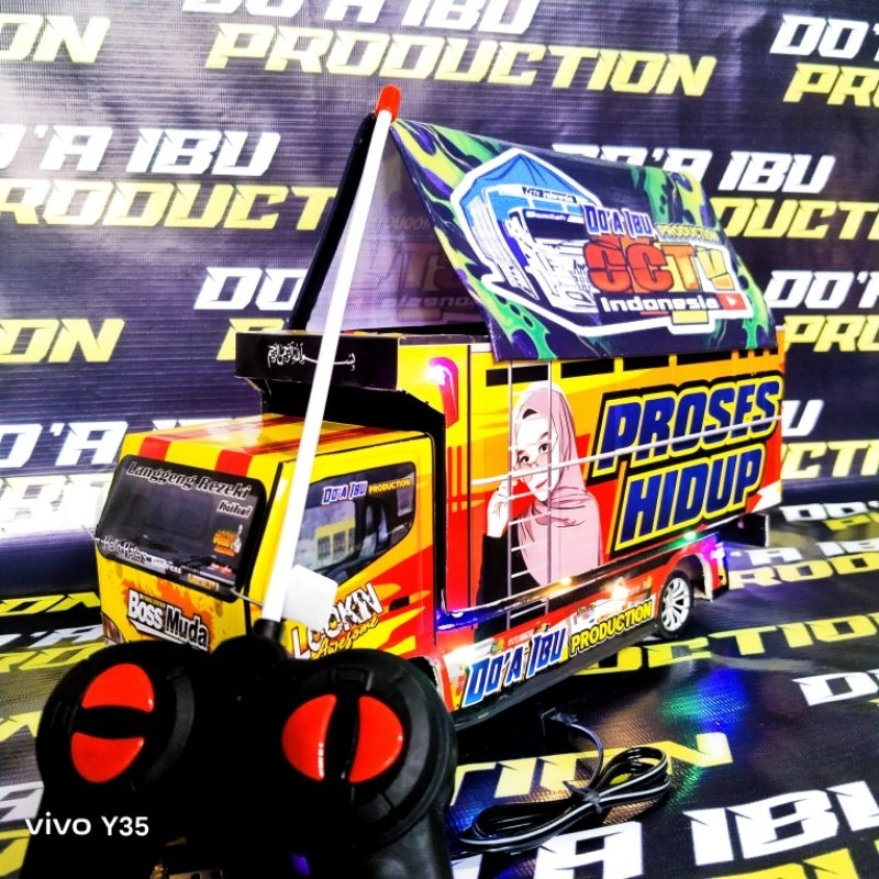 Jual MINIATUR TRUK OLENG KAYU REMOTE CONTROL BATRAI BISA DI CAS BOS MUDA KUNING | Shopee Indonesia