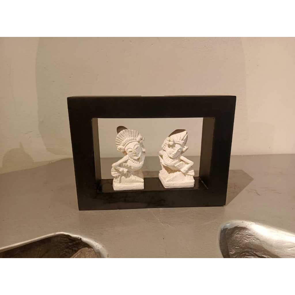 Jual PAJANGAN FRAME PARAS ESTETIK BERWARNA PUTIH DENGAN UK 23X18CM ...