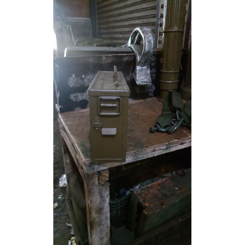 Jual box besi ori Jeep Willys cj utility - BOK buat simpan kunci kunci ...