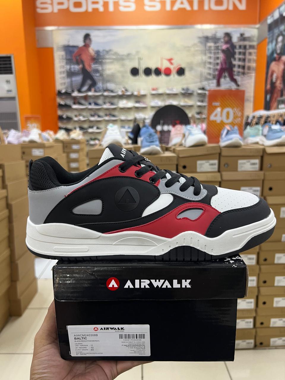 Jual Airwalk Baltic Black/Red Men Shoes Original | Shopee Indonesia