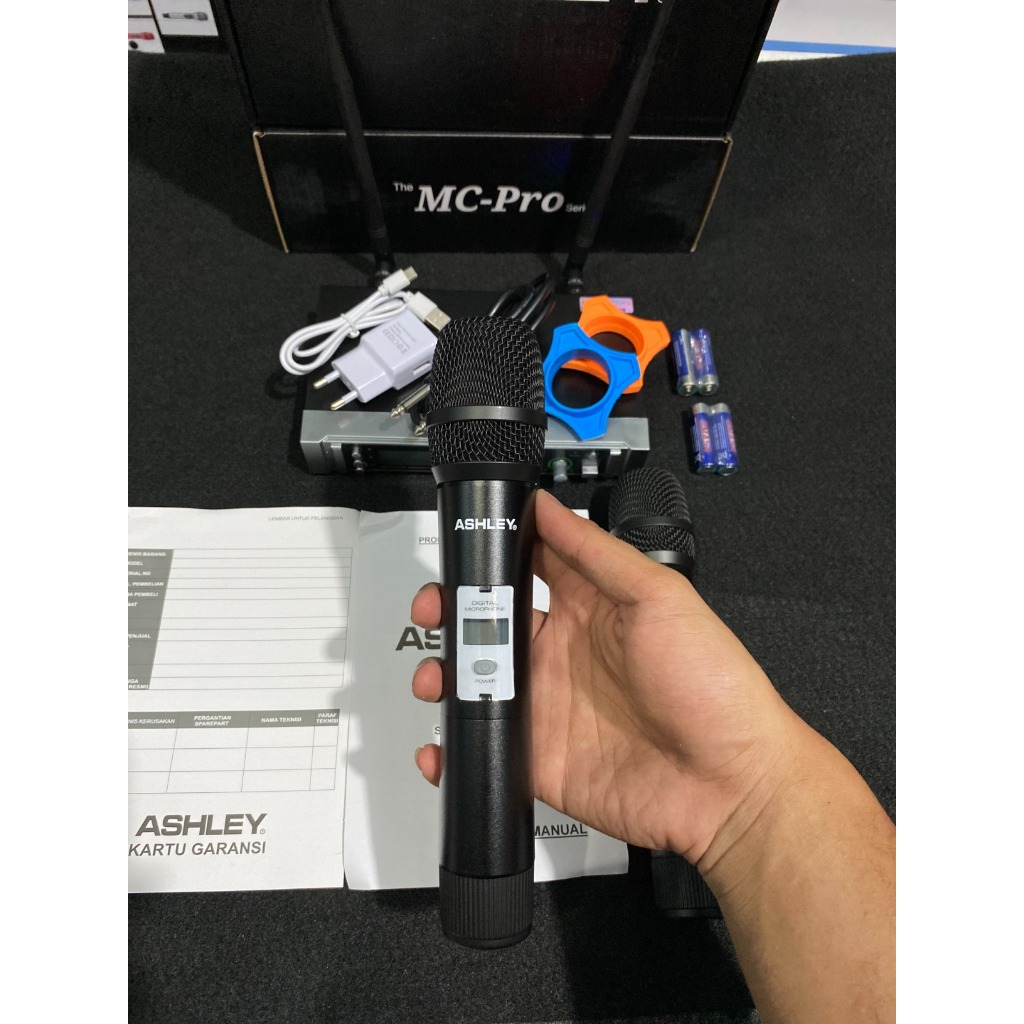 Jual Mic Wireless Ashley MC-PRO MC Pro MCPro Original 2 Mic Handheld ...