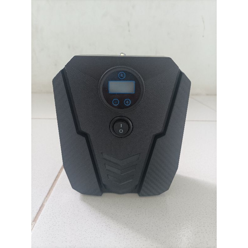 Jual Pompa Ban Motor Mobil Portable Digital PALING MURAH dan ORIGINAL ...