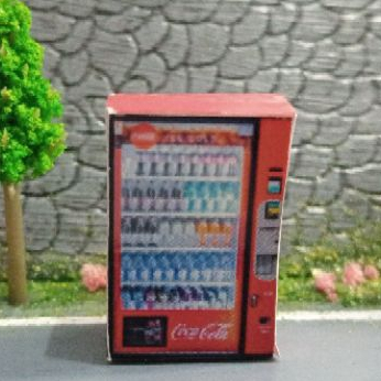 Jual MINIATUR LEMARI PENDINGIN / KULKAS COCACOLA SKALA 64 BAHAN PVC ...
