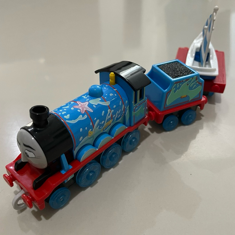 Jual Preloved Thomas and Friends Gordon Sets Sail Train Mainan Kereta ...