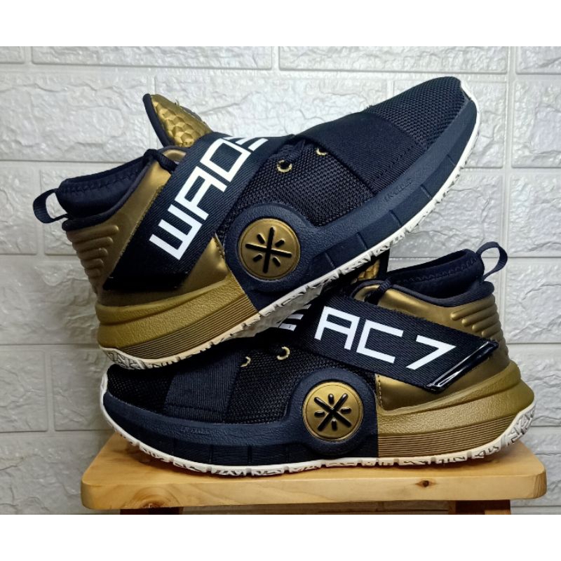 Jual Sepatu Basket Lining Wade All City 7 | Shopee Indonesia