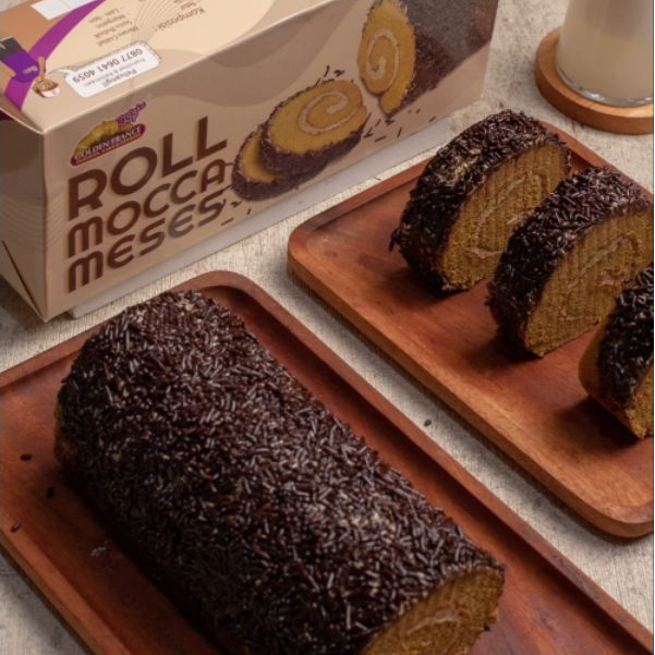 Jual BOLU ROLL MOCCA MESES CAKE GOLDEN FRANCE (553gram) | Shopee Indonesia