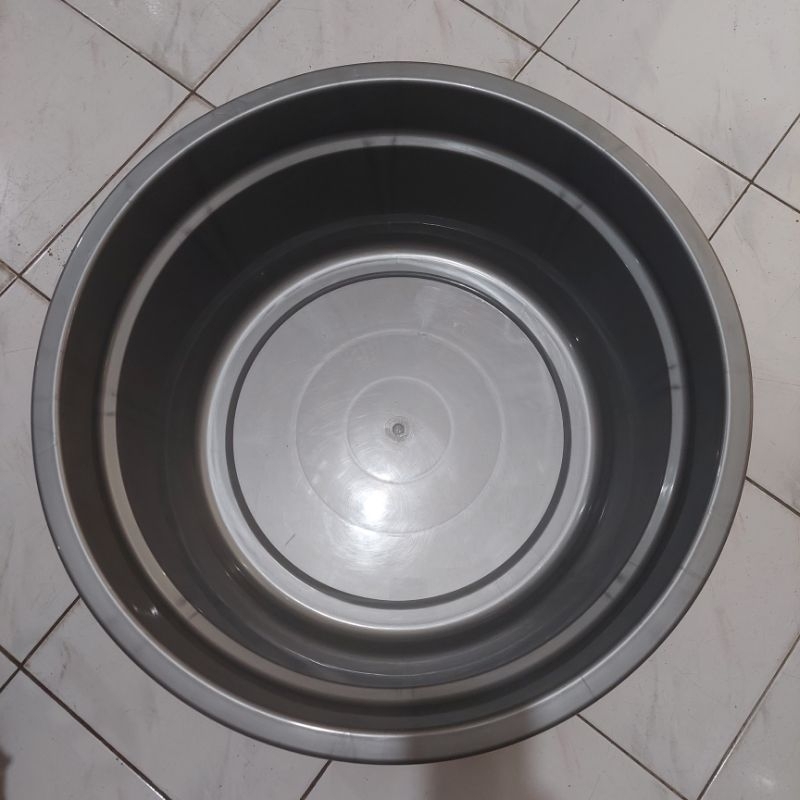 Jual Bak Ember Abu Lebar 57 cm Baskom Sapstar Tanpa Tutup | Shopee ...