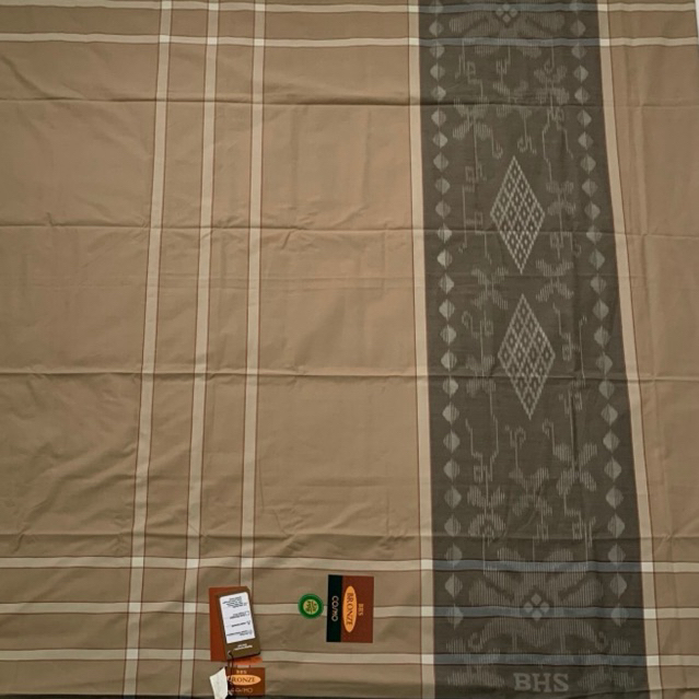 Jual SARUNG BHS COSMO BRONZE ORIGINAL | Shopee Indonesia