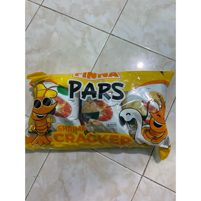 Jual Kerupuk udang Finna Pars khas PRJ paket isi 3 | Shopee Indonesia