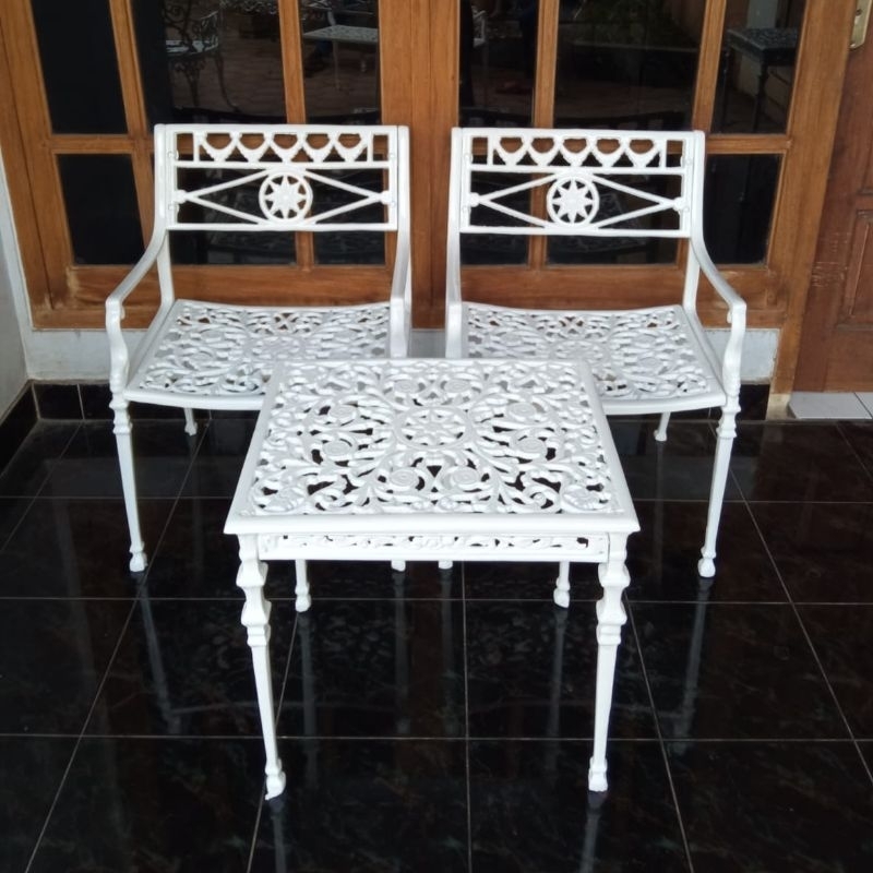 Jual 3 Set Meja dan Kursi Teras Besi Tempa Hitam | Shopee Indonesia