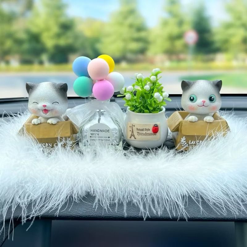Jual Pajangan Dashboard Mobil Kucing Kardus Hiasan Interior Mobil Lucu ...