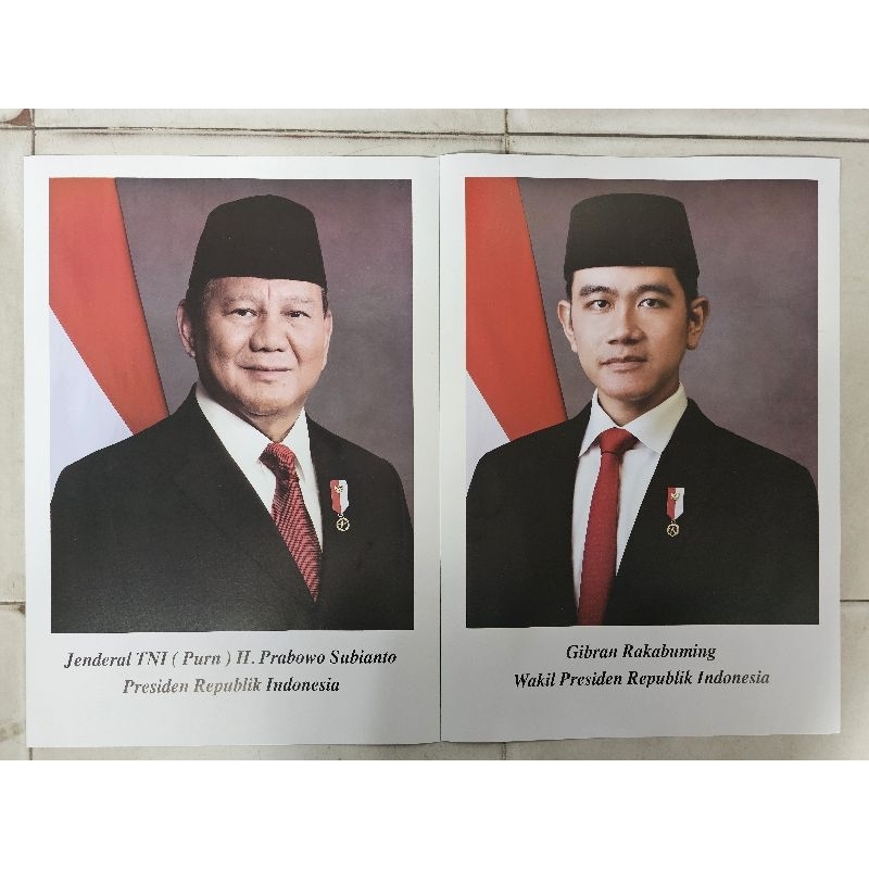Jual Poster Sepasang Gambar Presiden Prabowo dan wakilnya Gibran A4 A3 ...