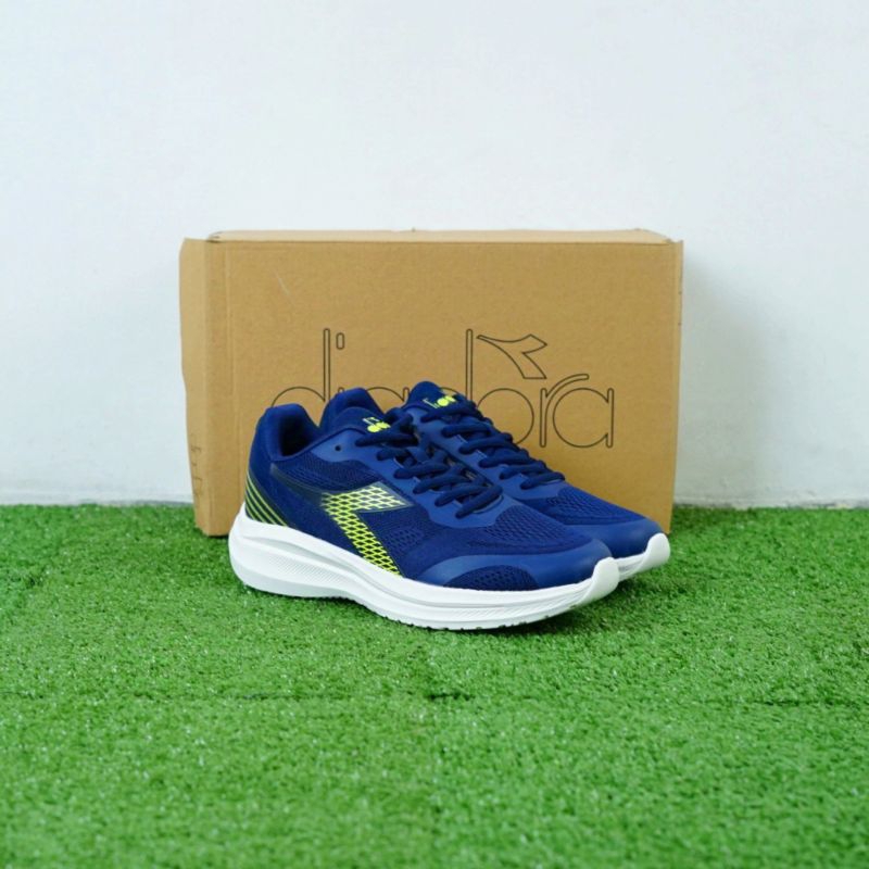 Jual Sepatu Lari Diadora Kenichi Navy Original | Shopee Indonesia